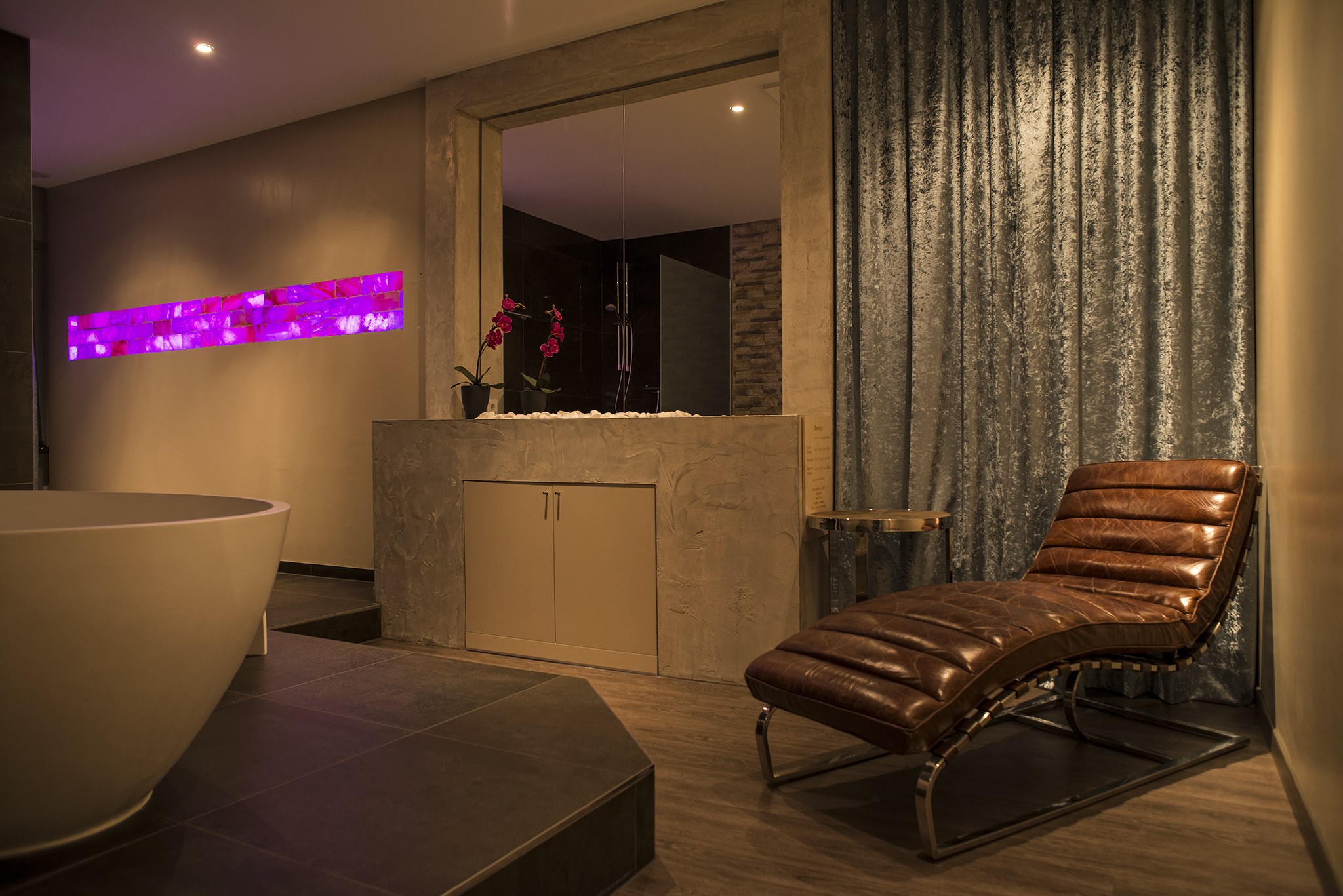 massage-studio-ngel-massagen-und-spa-aus-berlin-chixxi